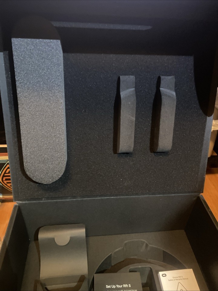 Box Only Oculus Rift S PC-Powered Virtual Reality Box/Sleeve ...