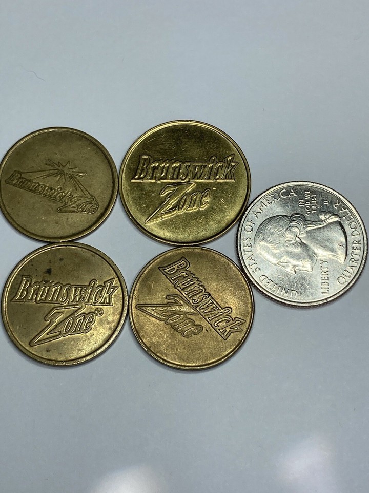 4 VINTAGE BRUNSWICK ZONE BOWLING ARCADE TOKENS DIFFERENT TYPES AND ...