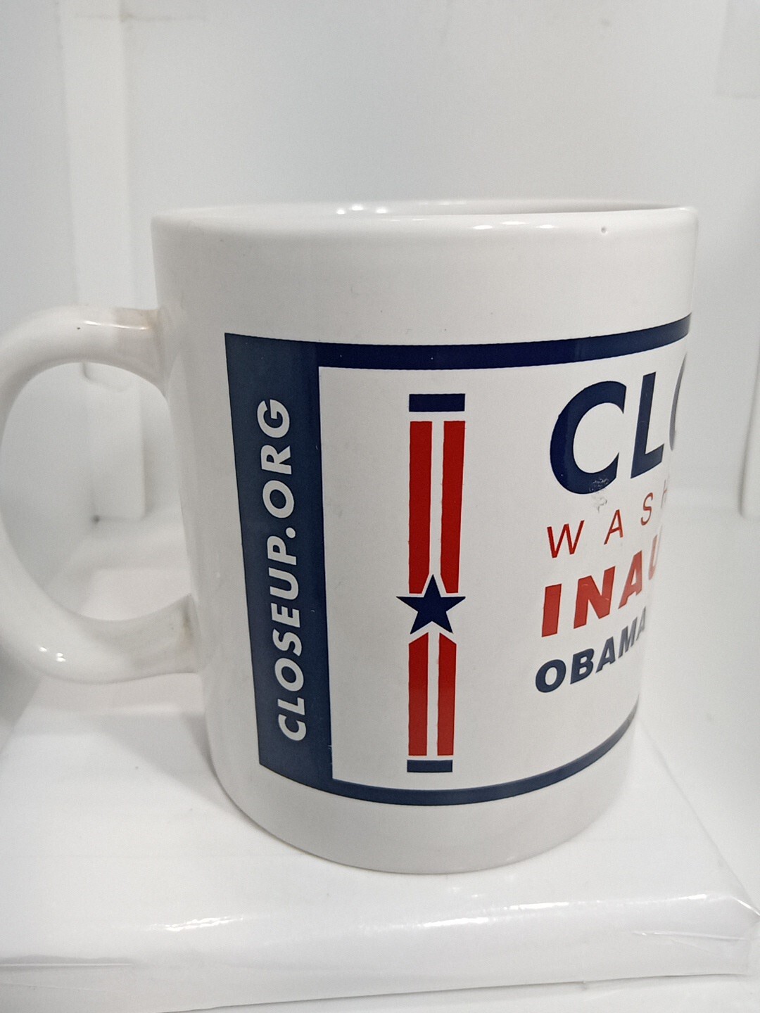 CLOSE UP COFFEE MUG. 2013 INAUGURATION OBAMA BIDEN MUG. WASHINGTON DC ...
