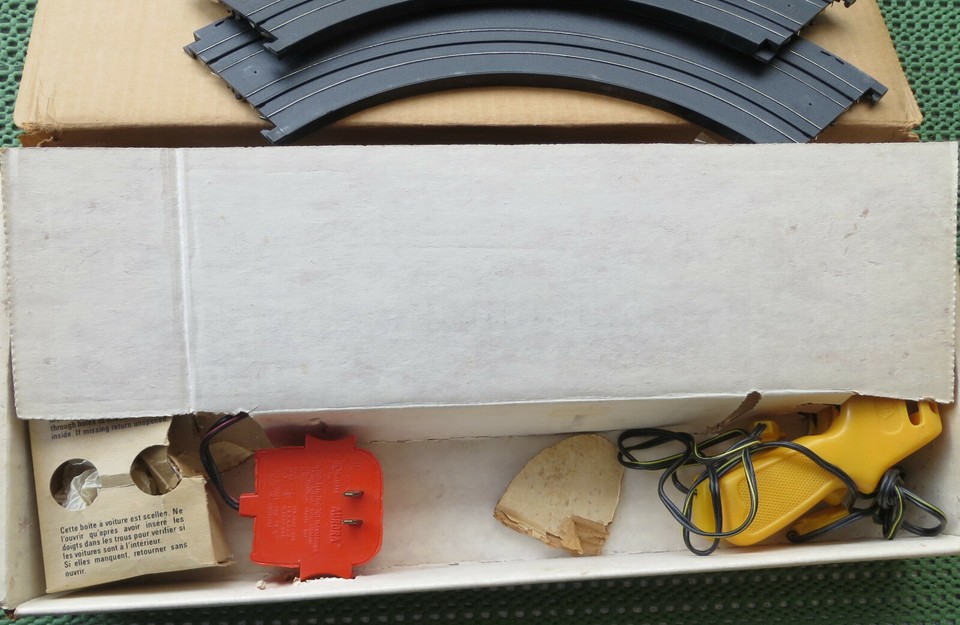 Aurora AFX Big Rig Challenge Ho Slot Car Set Racing Set Sin Autos ...