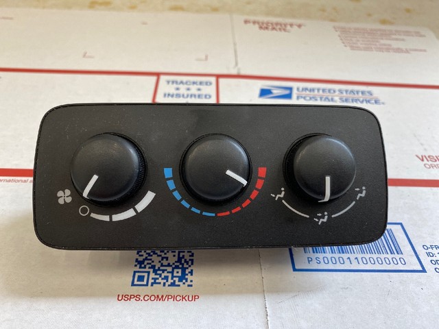Jeep Commander Rear Climate Control Panel Temperature Unit P55116949AC ...