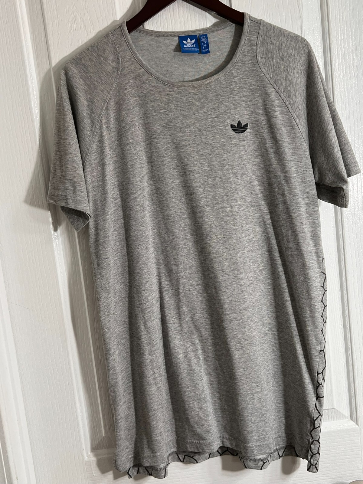 ADIDAS ORIGINALS Scale Graphic Pattern Short Sleeve S… - Gem