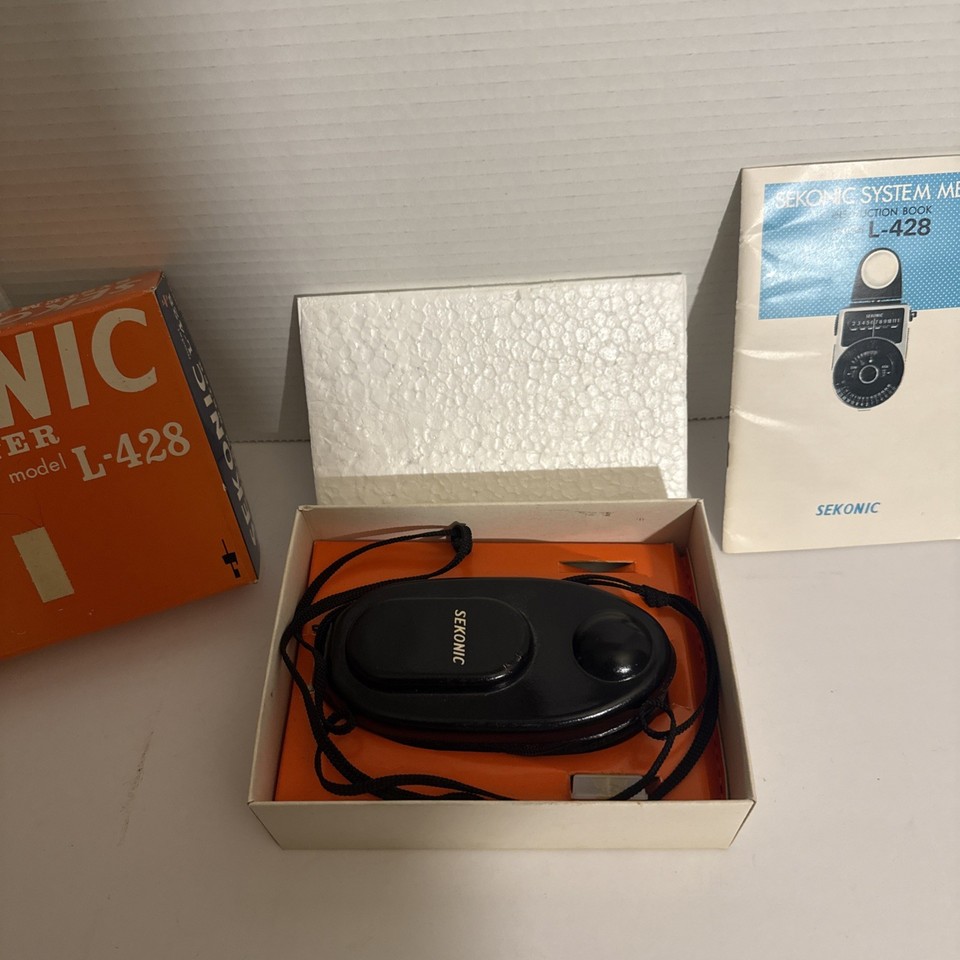 Vintage Sekonic L-428 in box incident light meter w/leather case. Looks ...