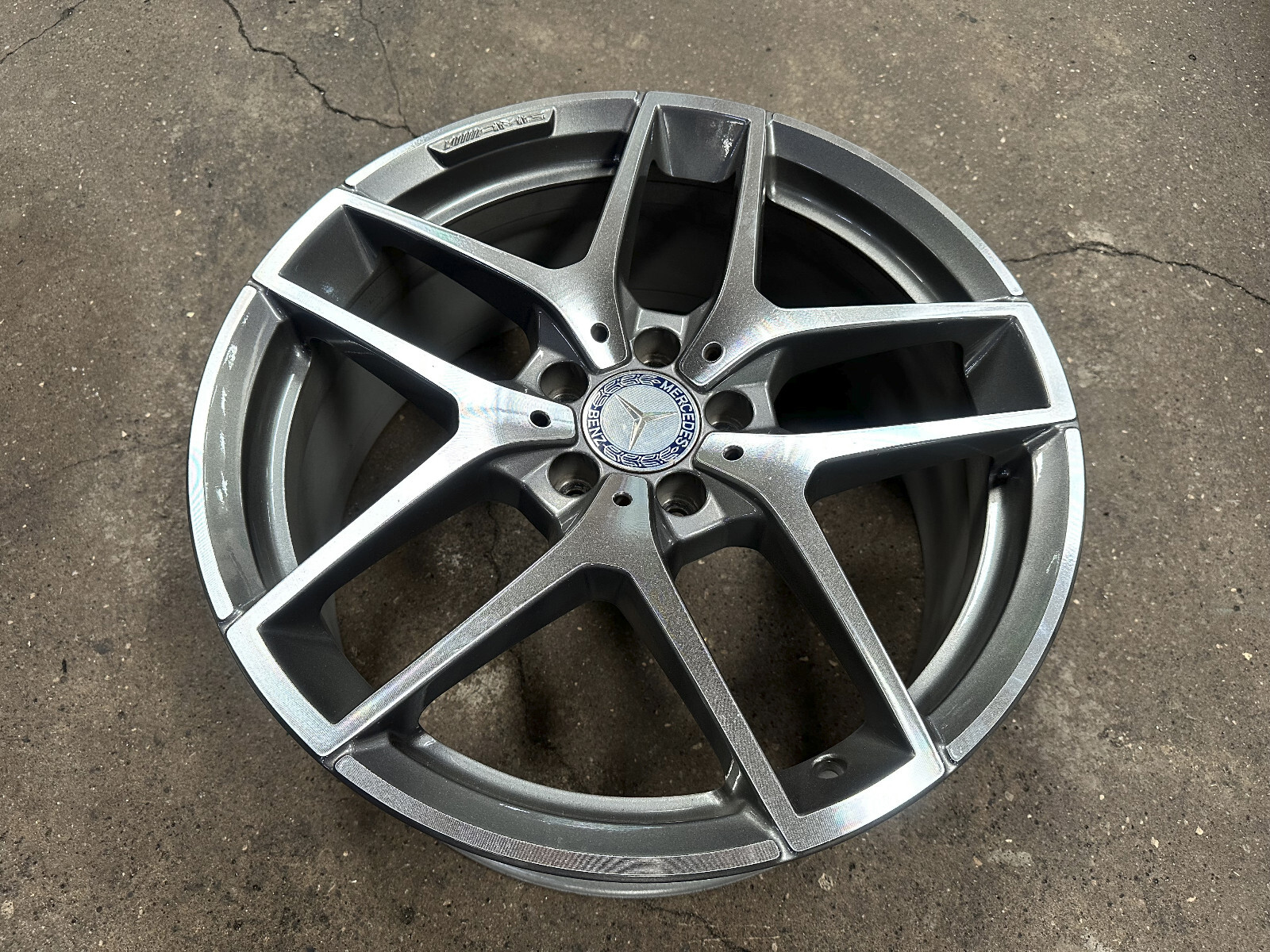 Genuine USED 19x8J Mercedes AMG GLA W156 (4 Wheel) fit GLC200 GLA200 ...