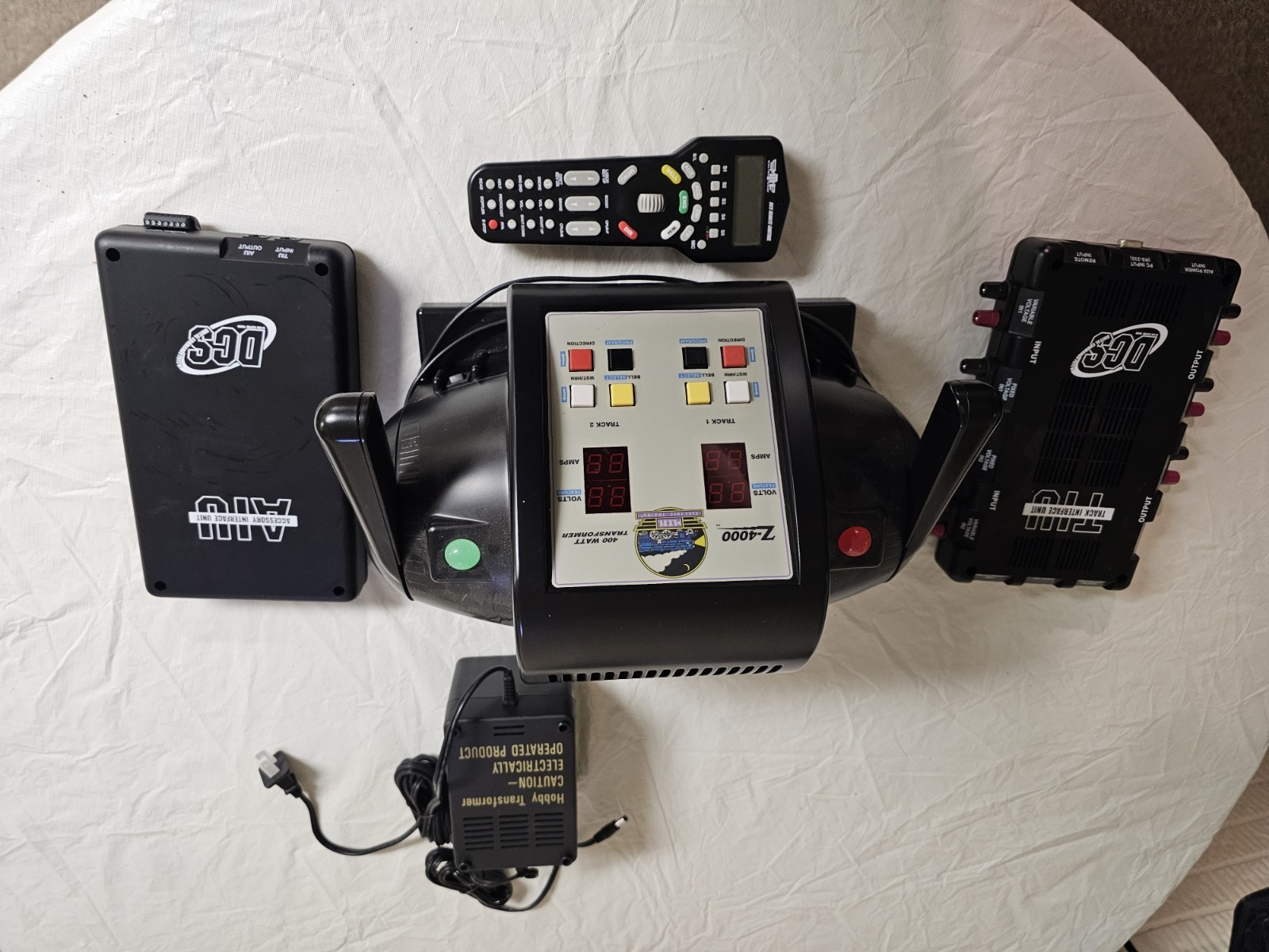 MTH Z-4000 400W Power Transformer With AIU + Remote + TIU + Small ...