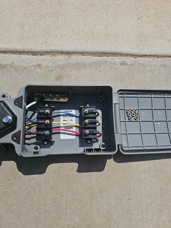 Trailer 7way junction Box Phillips I-BOX 16-7800 | eBay