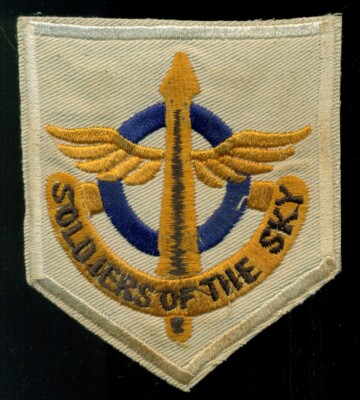 US Army 10th Combat Aviation BN Soldiers of the Sky Vietnam Made Patch ...