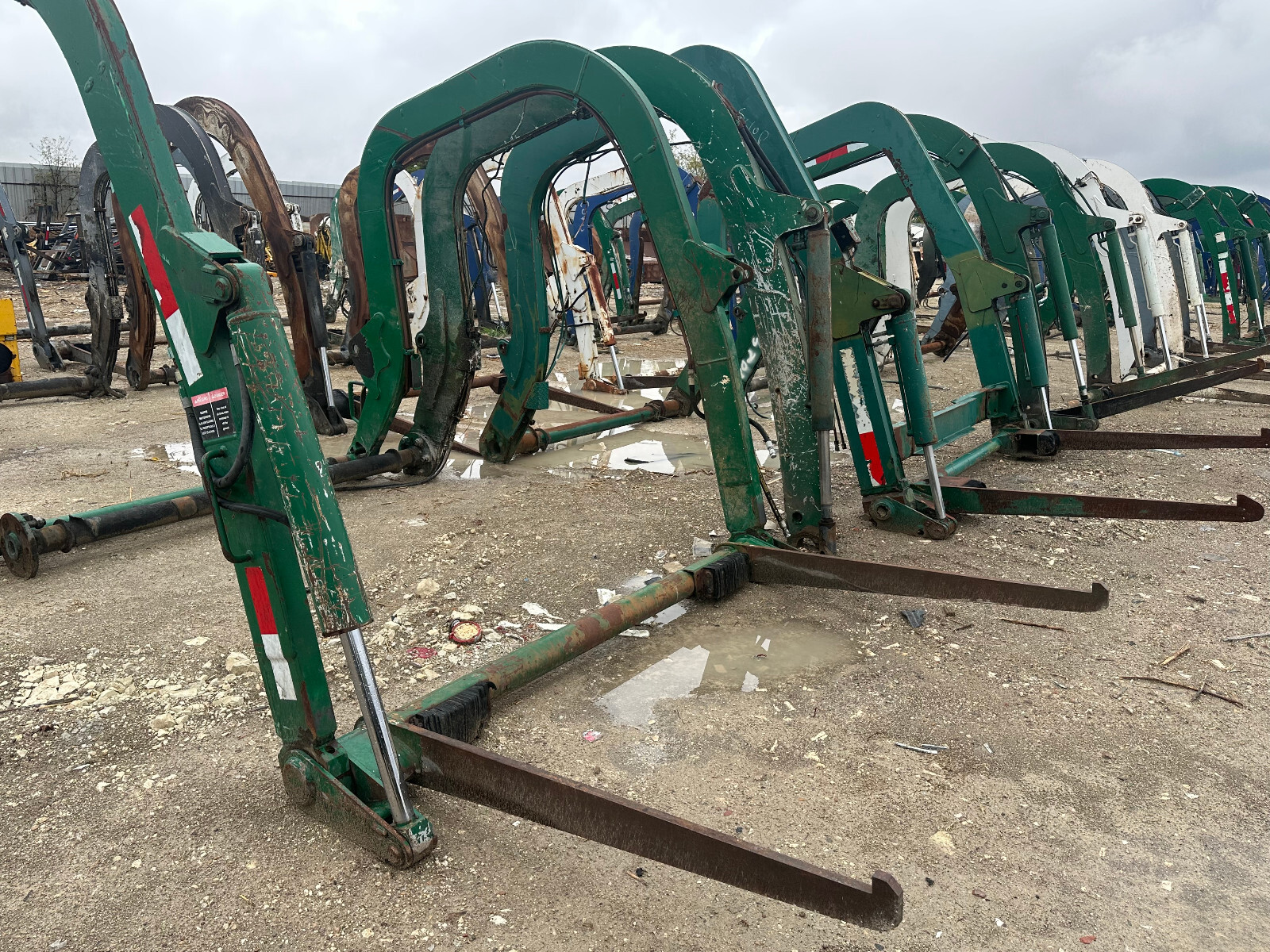 Garbage truck Front loader arms with forks McNeilus, Heil, Hercules | eBay