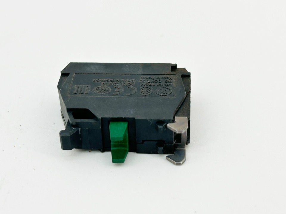 Schneider Electric ZD-PA103 Contact Block 24V 10A | eBay