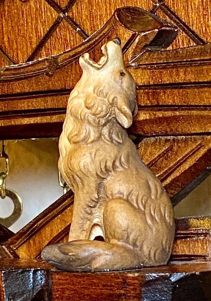 Brand New Hones 8 Day Hand Crafted Certified Wolf Cuckoo Clock from ...