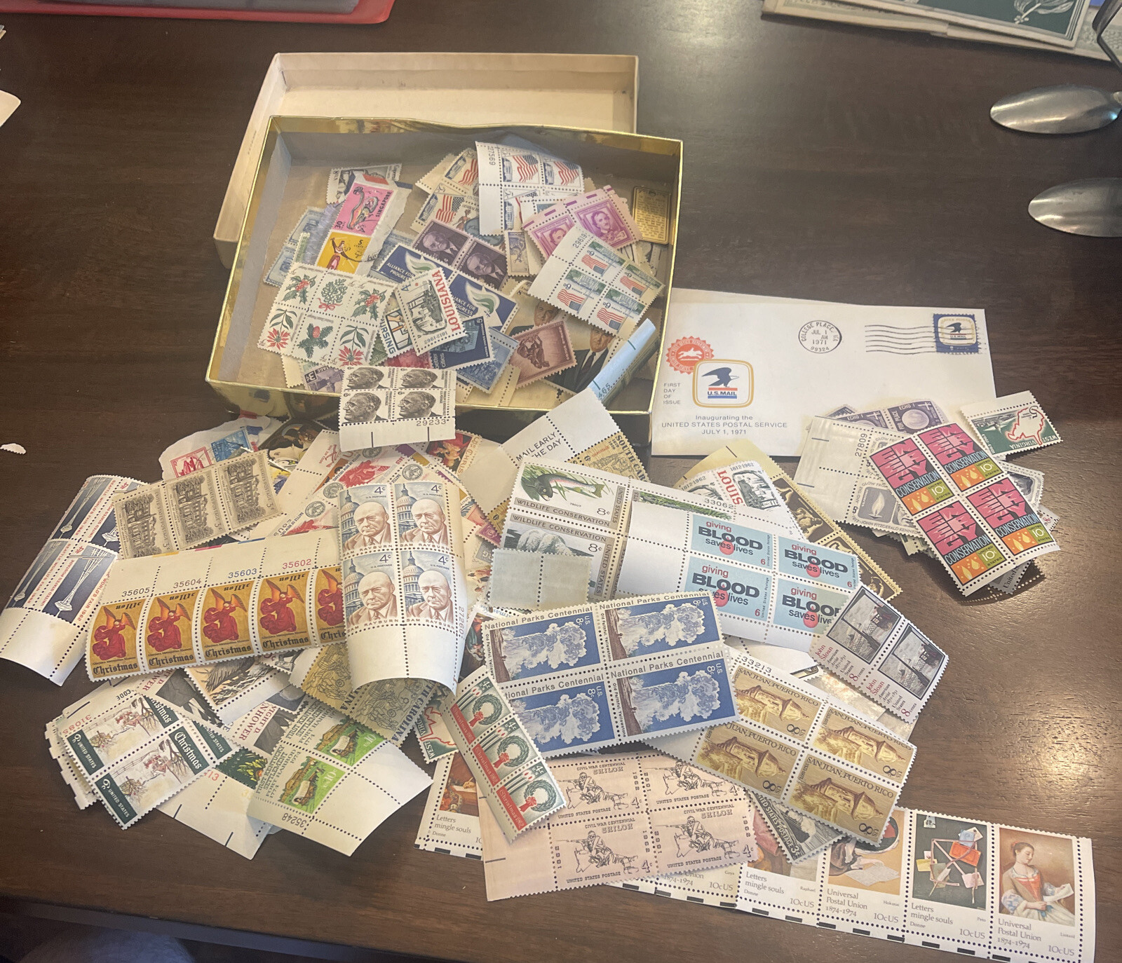 Mint US Postage Stamp Lot Vintage Stamps Tons Of Stamps! | eBay