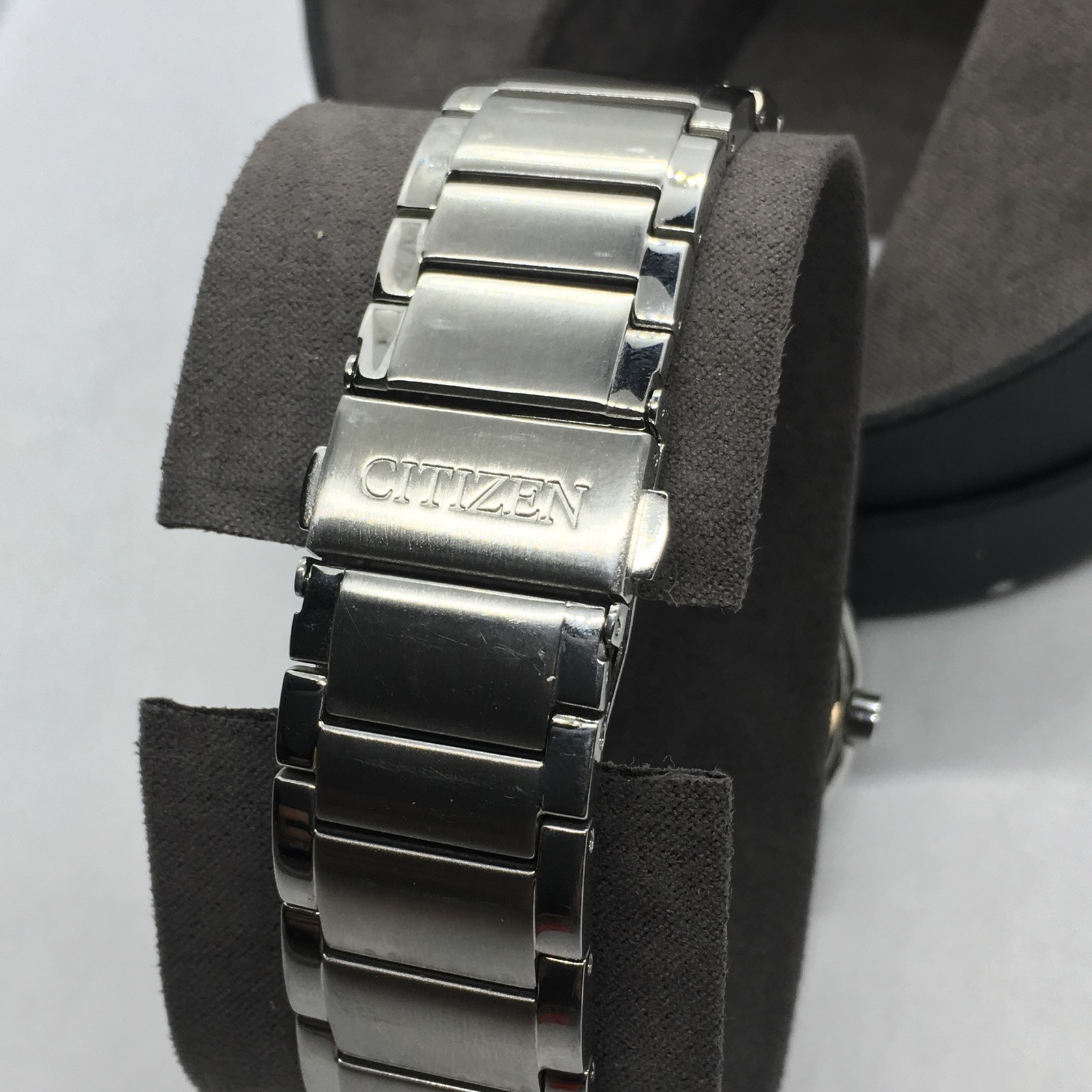 Citizen Eco Drive 40mm Jumbo Stainless Steel Watch J165 - S086884 for ...