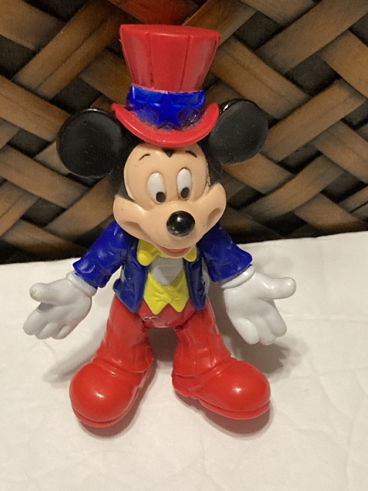 Mickey Mouse Epcot Center Adventures 1993 small Mcdonalds VTG toy | eBay