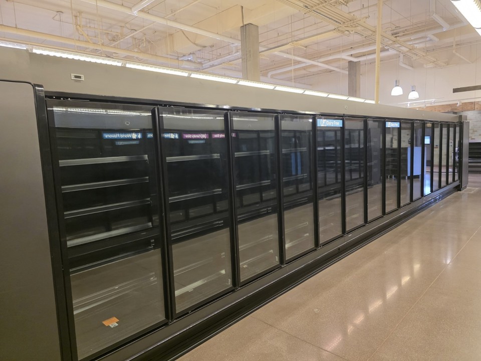 Hill Phoenix 0NRZH Narrow High Freezer 15 Door Electric Defrost Ice ...