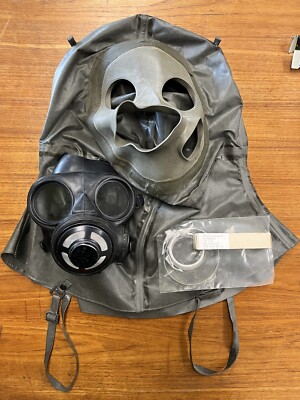 Canadian C3 Gas Mask Bundle Chemical Hood Radiometer | eBay