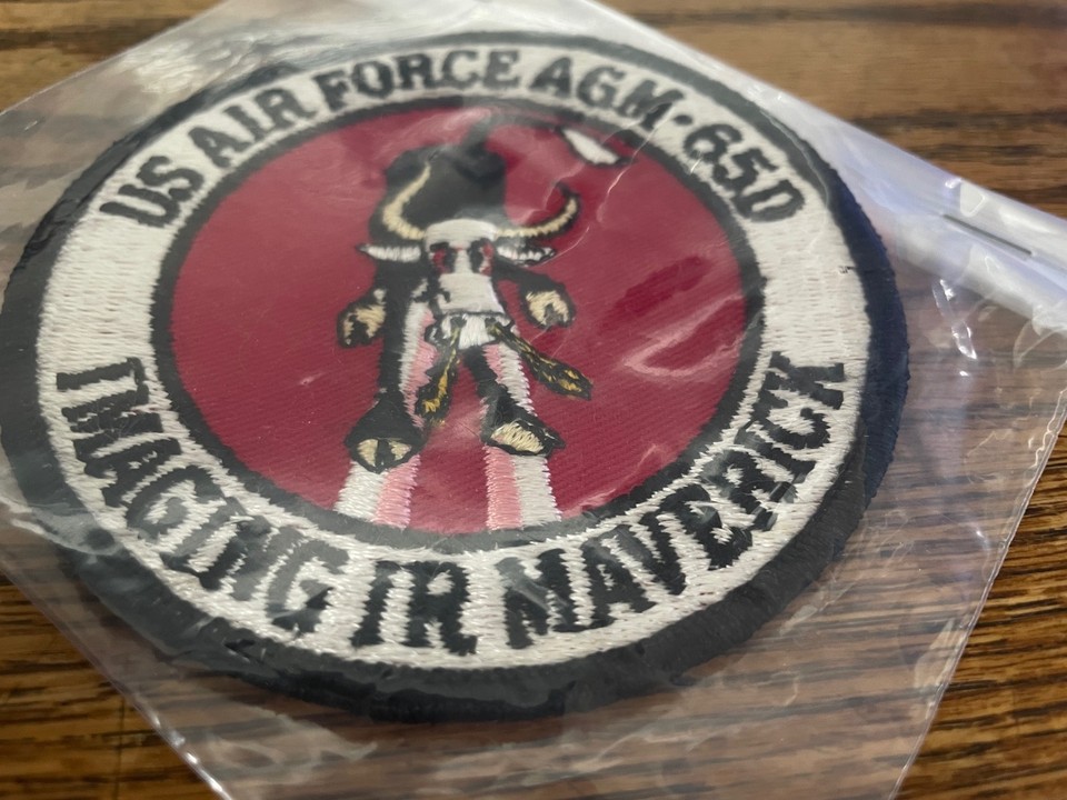 USAF AGM-65 MAVERICK Laser Guided AGM-65C and Imaging IR AGM-65D ...