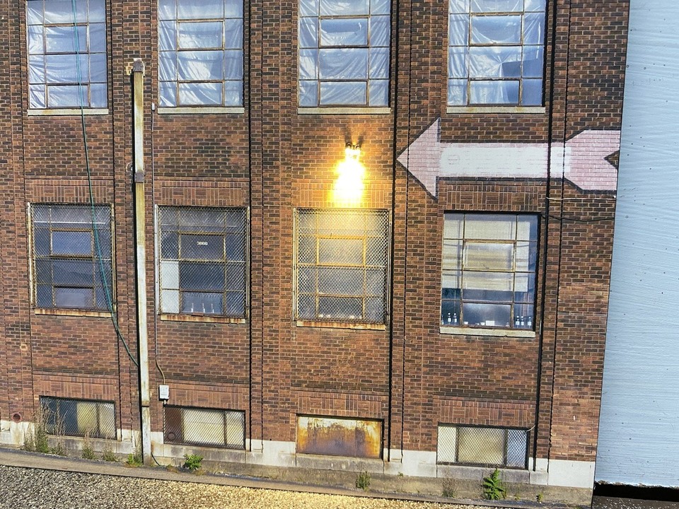 G Scale Scratch Built "Arrow Factory" Building Front/Flat 1/32 1/24 LGB ...