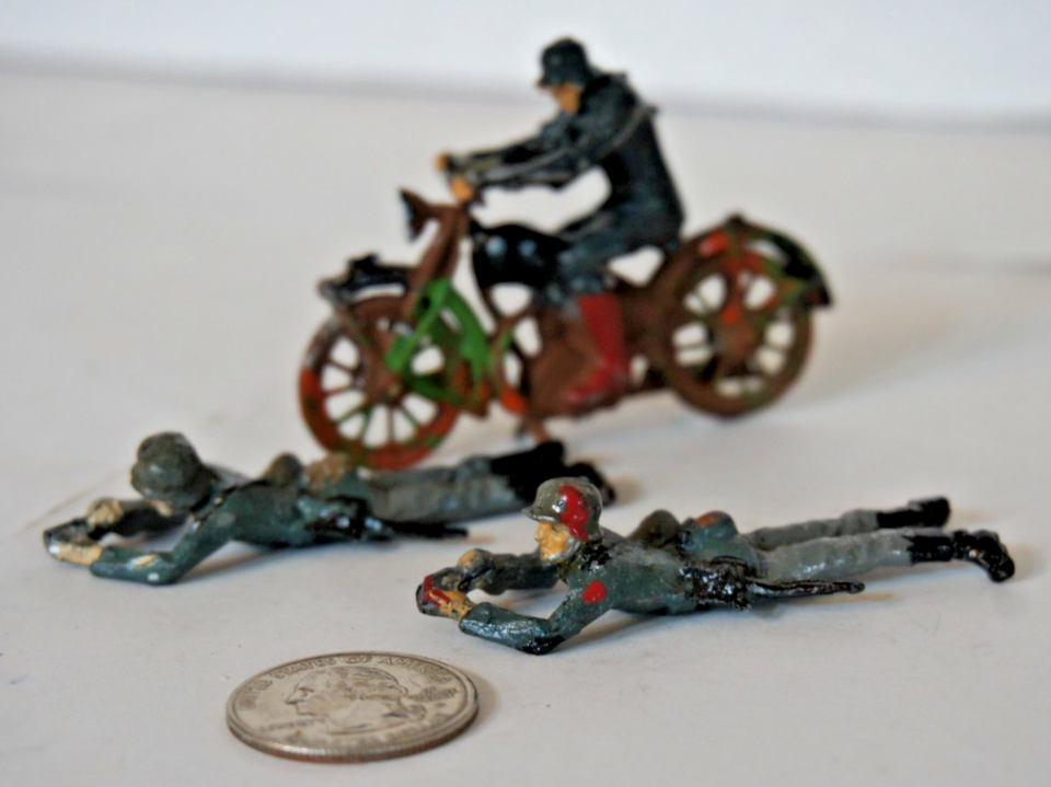 54mm SAE lead soldiers WW2 motorcyclist, and 2 lying | eBay