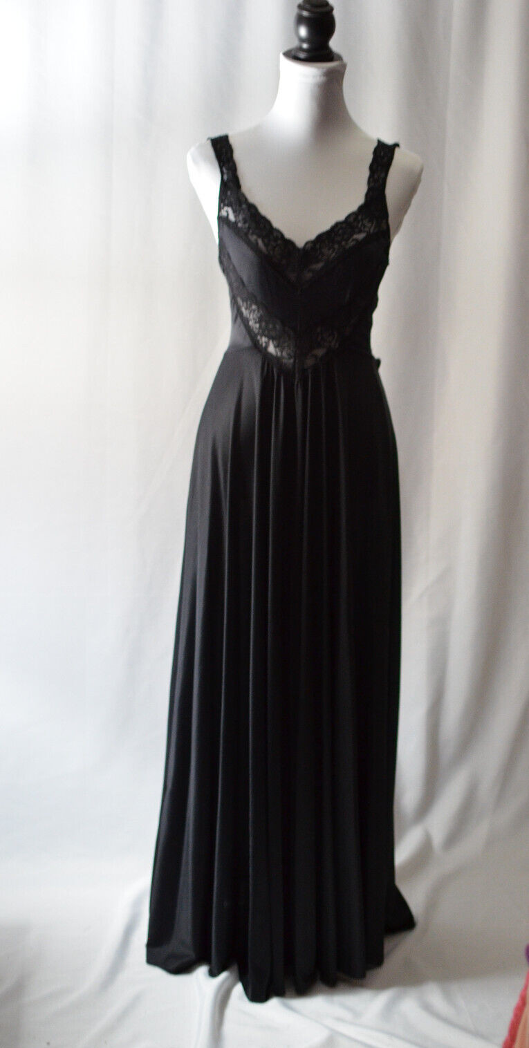 vintage olga grand sweep - Gem