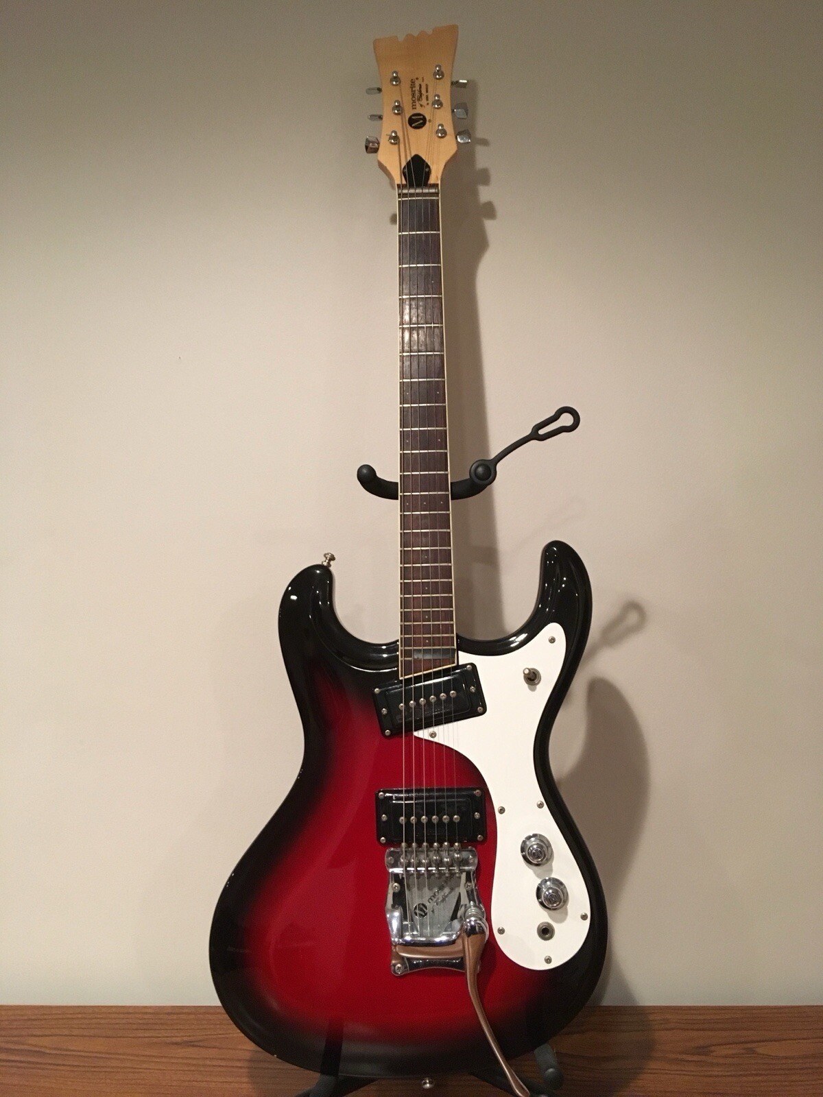 Vintage Mosrite Mach 1 Guitar Redburst w/Original Case Early 1970’s ...