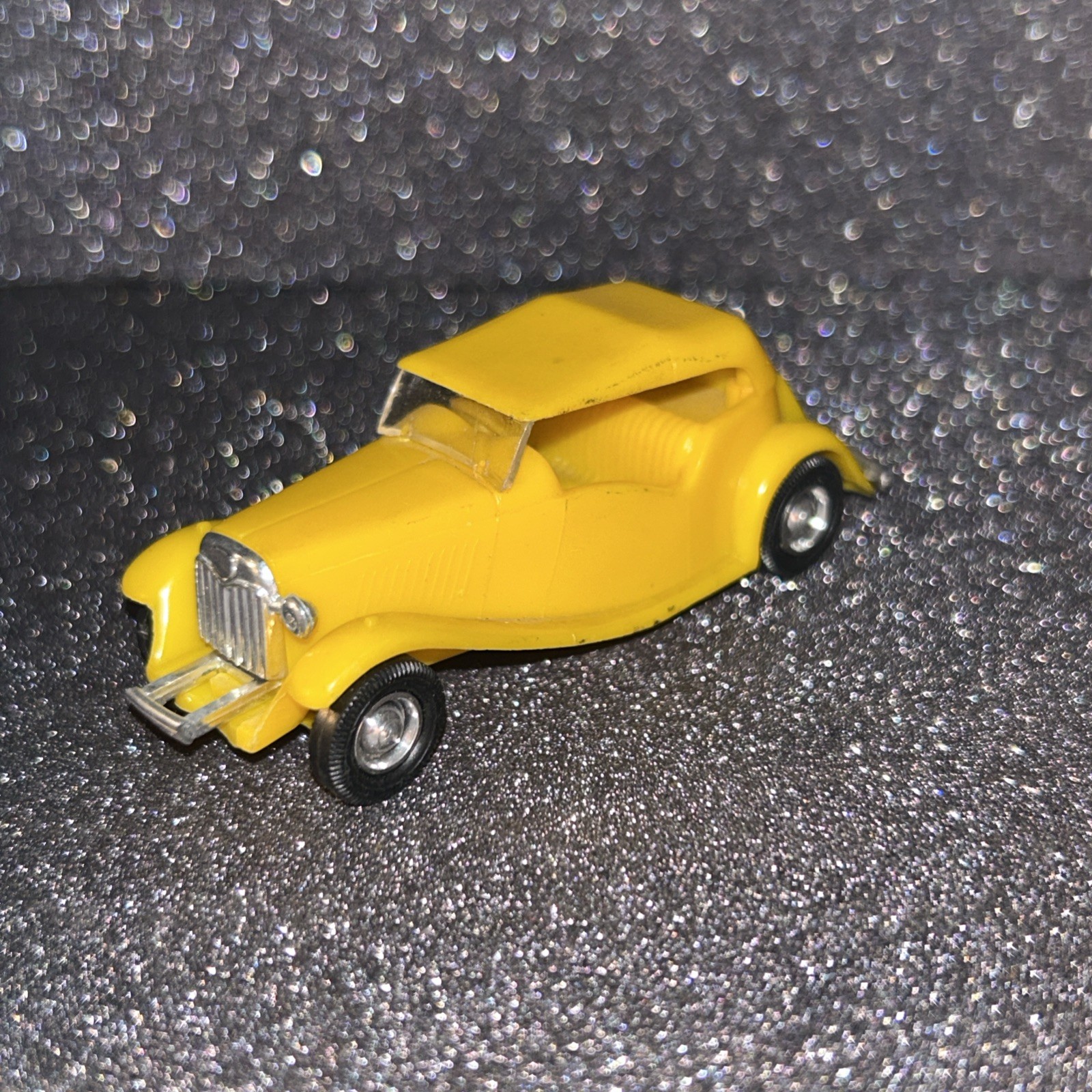 MG TD 1/64 Scale Model Mini Lindy Lindberg Model No. 15 B545 | eBay