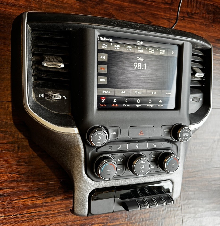 2019 1500 RAM DT 8.4 Uconnect Radio Touchscreen Receiver with Dash ...