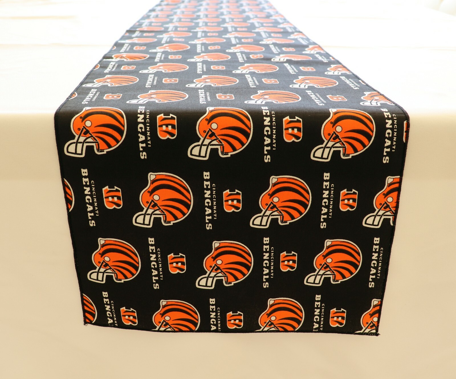 Cincinnati Bengals Table Runner Sports Football Team Party Table Decor ...