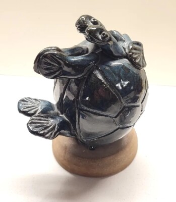Art Pottery Of Two Dancing Turtles, Unsigned Dark Teal Blue Glaze 6"hx3.5"w | eBay