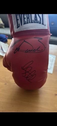 Canelo Álvarez Signed Boxing Glove with COA! W/ Liam Smith Auto ...