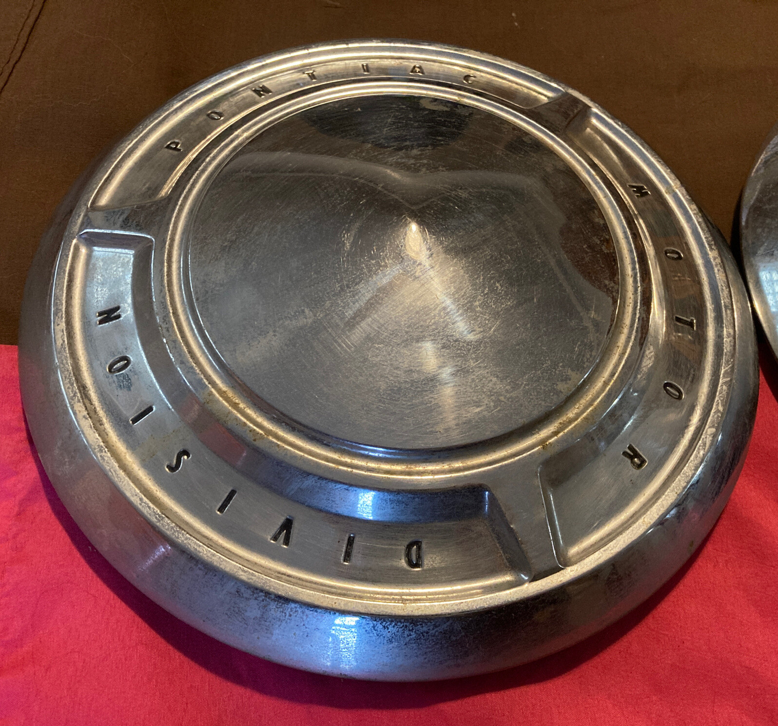 SET 2 1950's Pontiac Motor Division DOGDISH HUBCAPS OEM CAPS Wheel ...