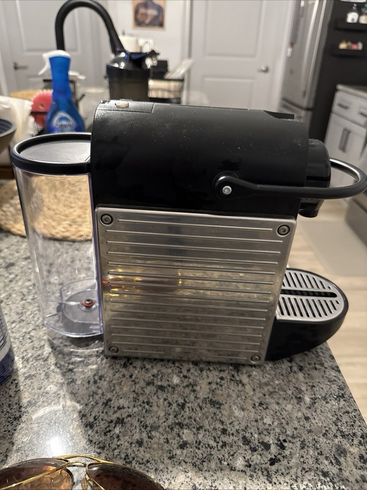 Nespresso Pixie Espresso Machine Model Type C60 TRAYS INCLUDED! | eBay