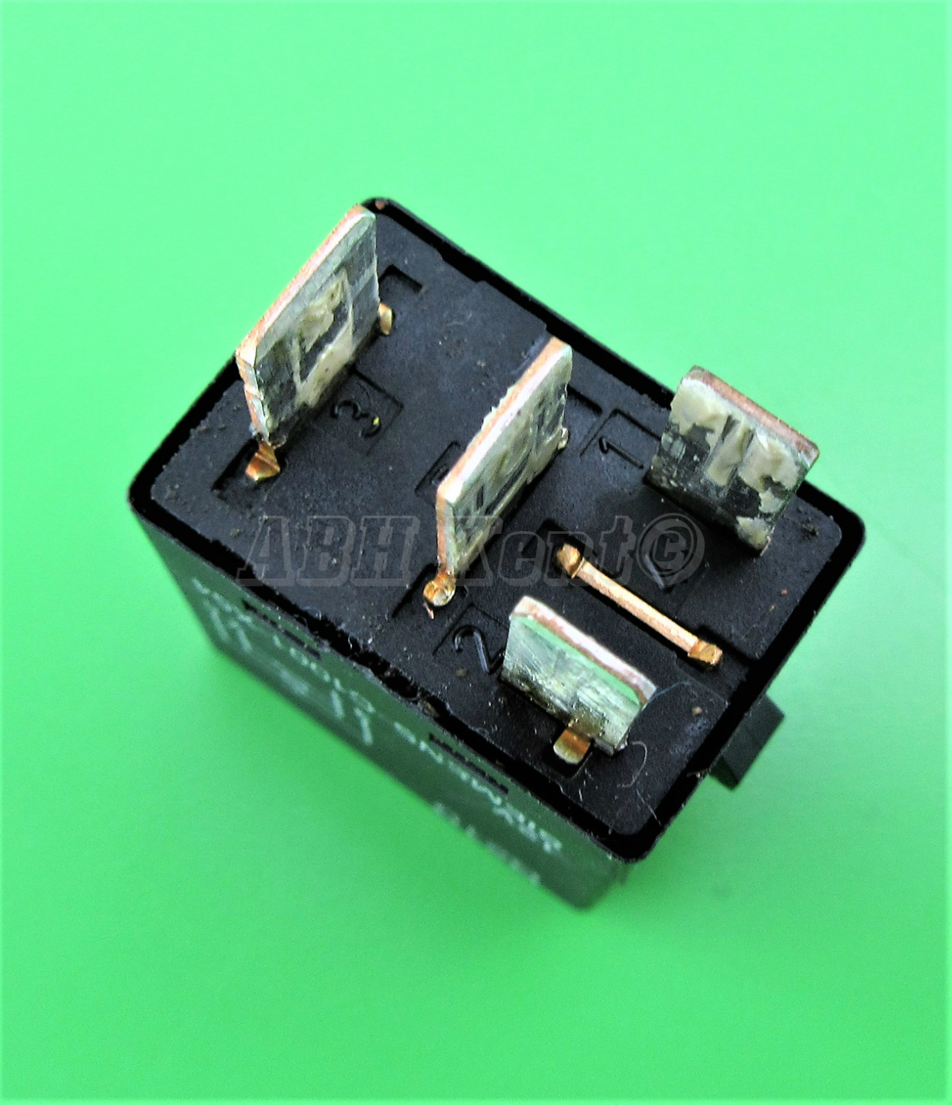 485-Mazda (1998-2007) 4-Pin Multi-Use Black Relay B210 12V Siemens ...