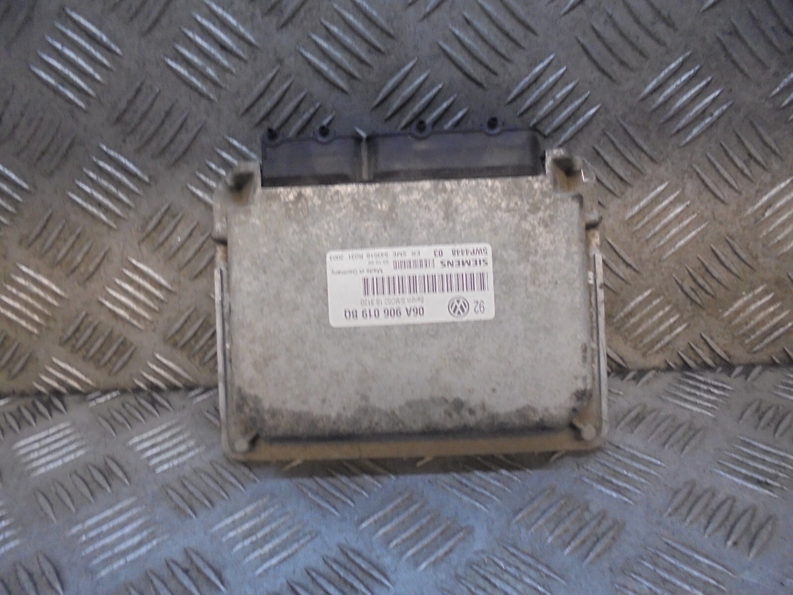 Volkswagen 06A906019BQ for sale online | eBay