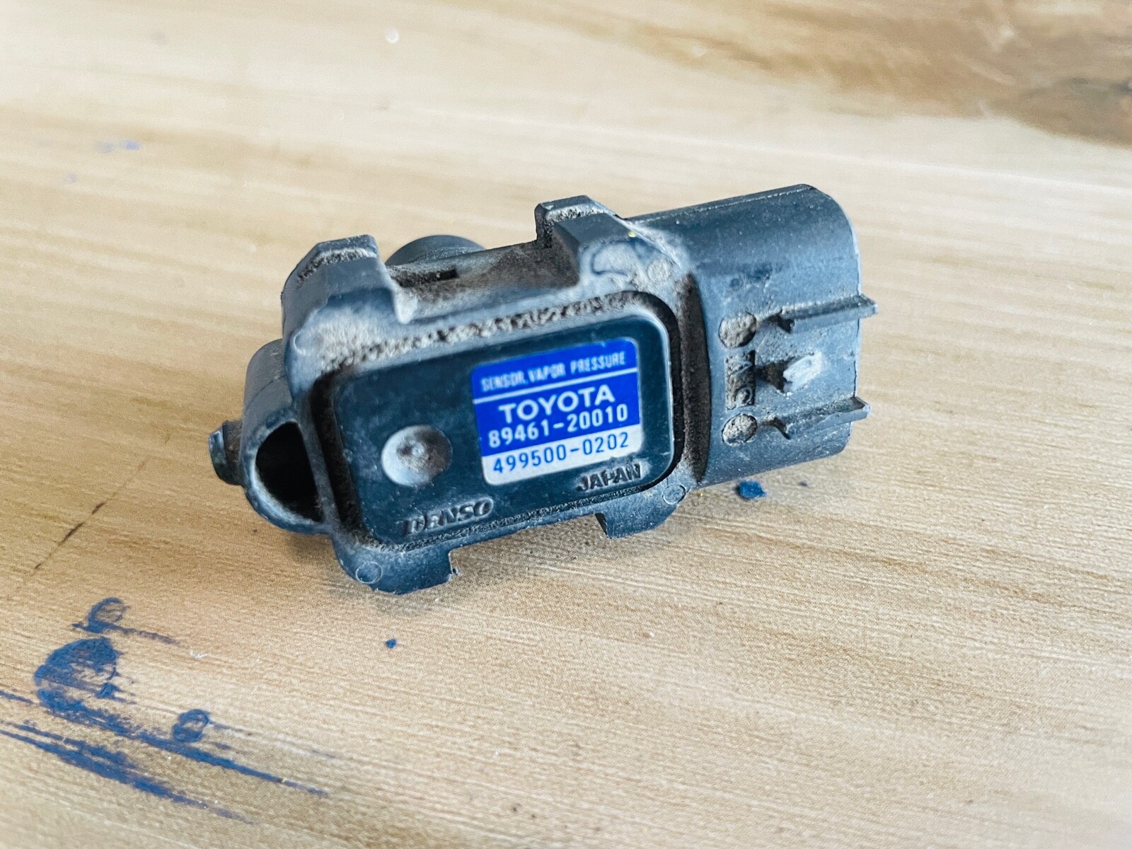 lexus Toyota fuel tank vapor Pressure Sensor 89461-20010 oem #18 | eBay