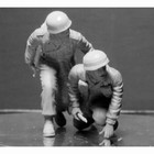 MASTER BOX 35157 Figure Kit 1:35 US and German paratroopers South of ...