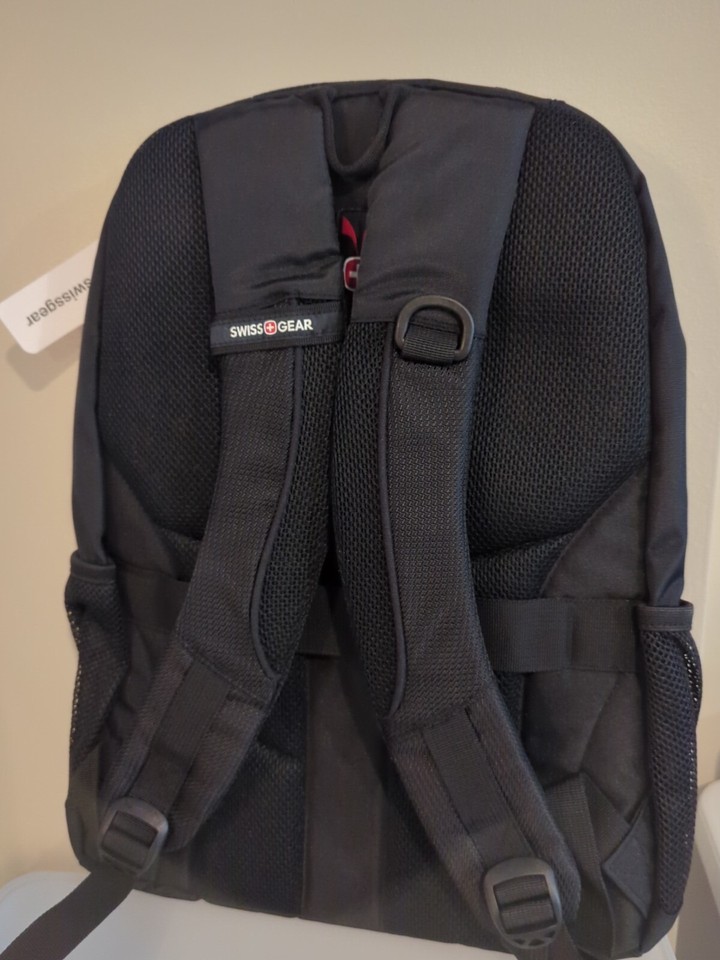 SwissGear Cecil 5505 Laptop Backpack, Black, 18-Inch | eBay