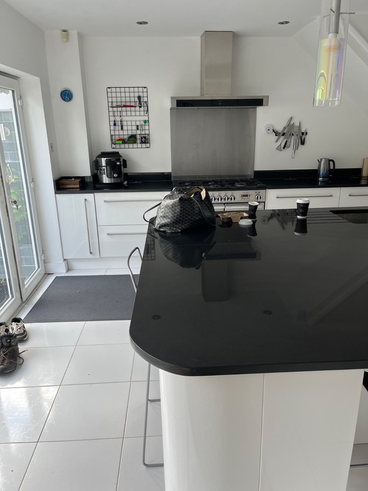 quartzite work tops & units & rangemaster gas electric cooker - buyer ...