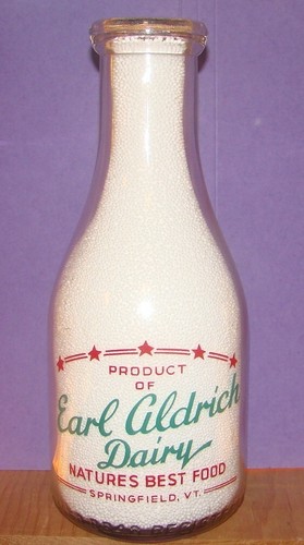TRPQ EARL ALDRICH DAIRY,FARM SPRINGFIELD,VT.VERMONT 2 COLOR MILK BOTTLE ...