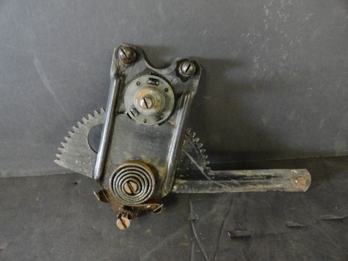 1932 FORD FORDOR RIGHT QUARTER WINDOW REGULATOR NOS 1933 1934 HOT ROD ...