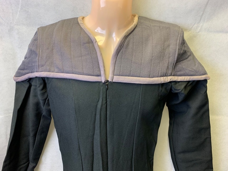 Star Trek First Contact Uniform original Paramount Parks Experience ...