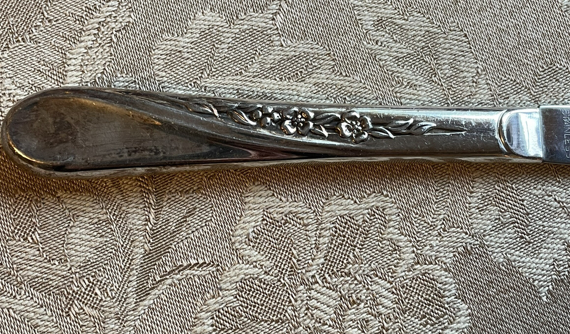 Wm. Rogers & Son Spring Flower Silverware International Silver ...