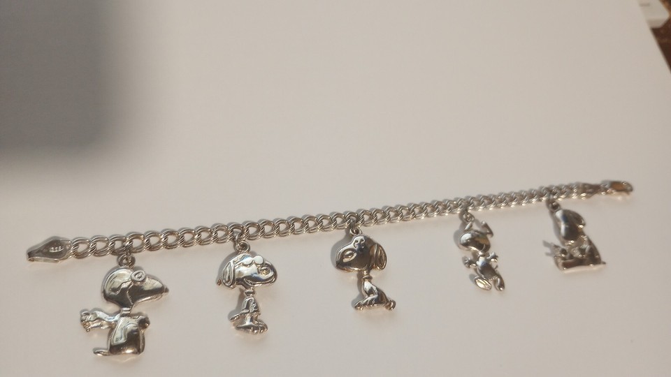 7" Sterling Silver Charm Bracelet With 5 Different Peanuts Snoopy ...