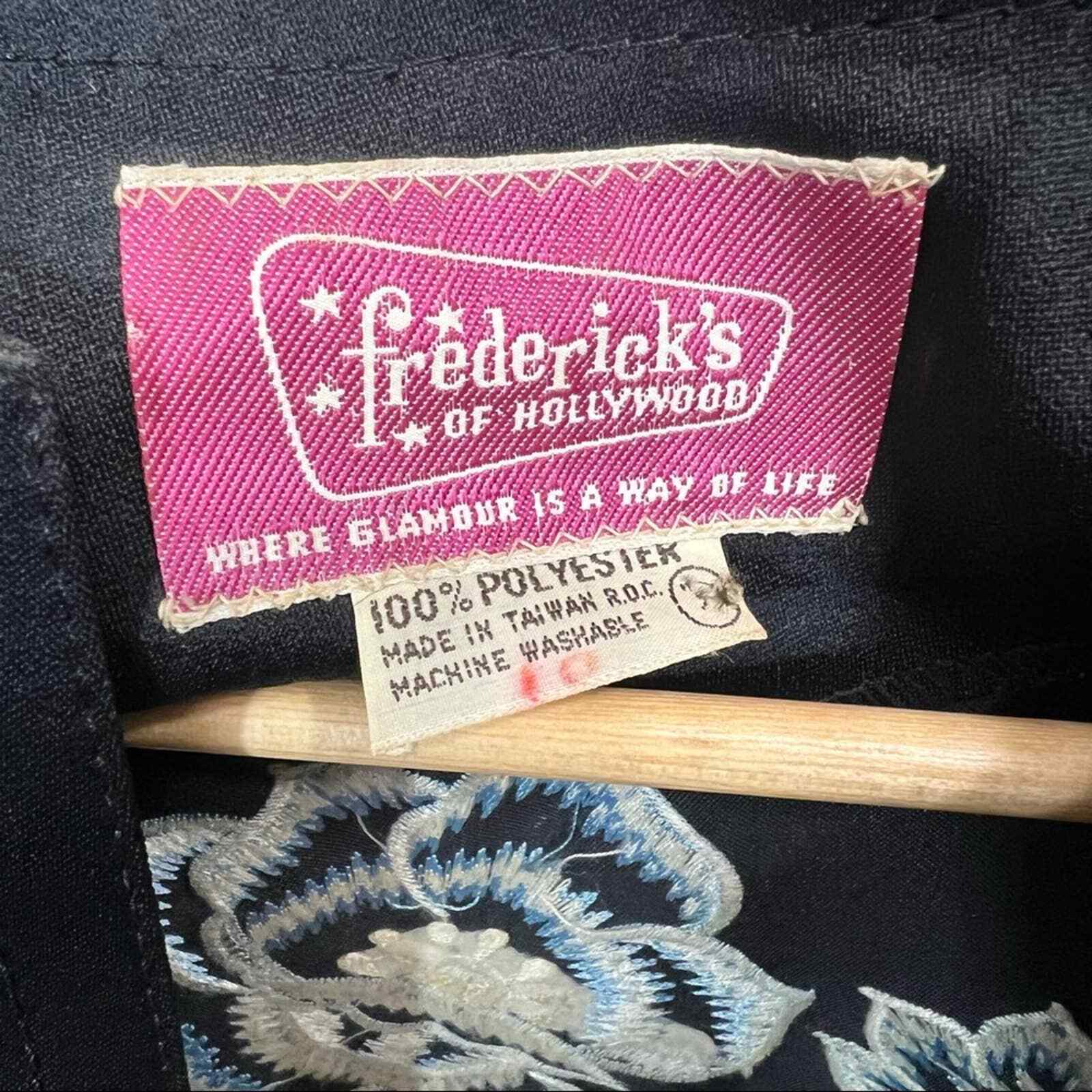 Frederick's Of Hollywood Vintage 70's embroidered shi… - Gem