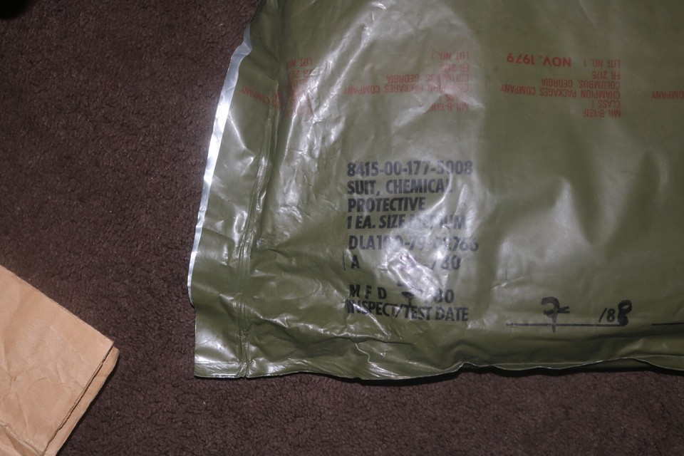 US Military sealed NBC MOPP protective suit green olive drab sz M w ...