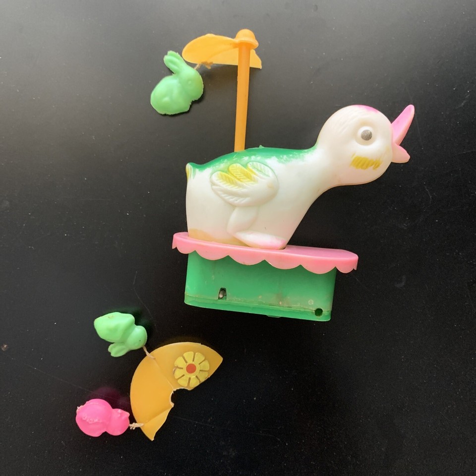 vtg Duck With Rotating Umbrella Wind Up Toy. Easter Unlimbered Inc. NY ...