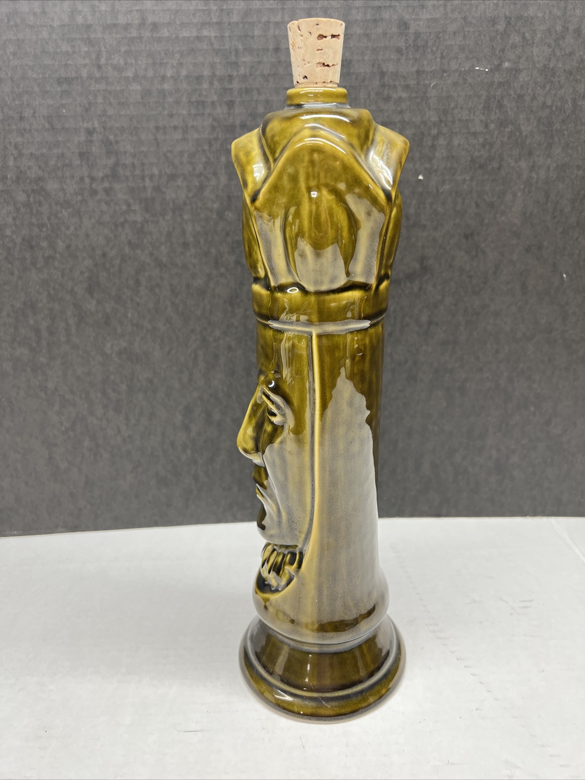 Vintage Old Crow Chess Whiskey Decanter Dark Queen VGC Green 13.5” | eBay