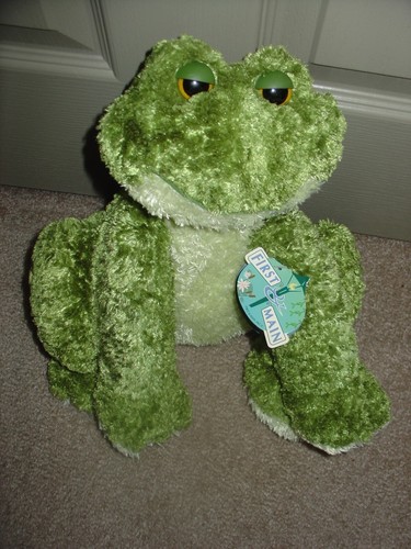 NWT First & Main Big Plush Beanie 16" Froggle Woggle SITTING GREEN Frog ...