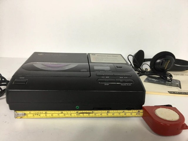 GE General Electric Compact Disc Digital Audio Player 11-8000A. & Rare ...