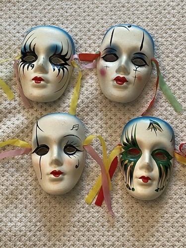Vintage LOT of FOUR Small CERAMIC MASKS Jester Masquerade FACES Mardi ...