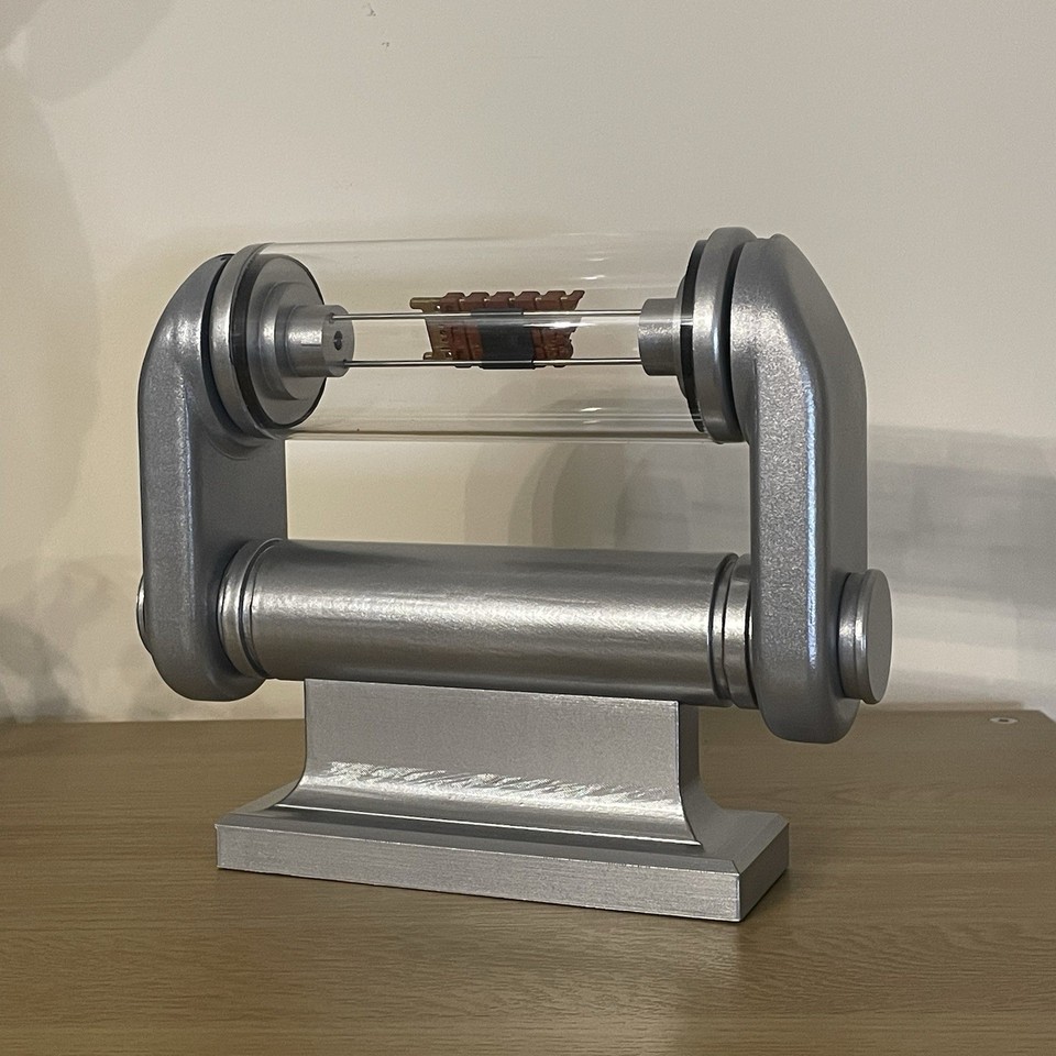 Terminator T800 Brain Chip CPU Flask Canister Display Replica Prop | eBay